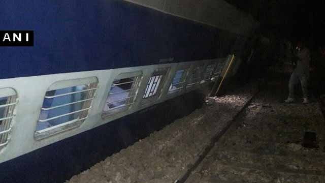 Faizabad Express derails near Hapur in Uttar Pradesh; no casualties reported