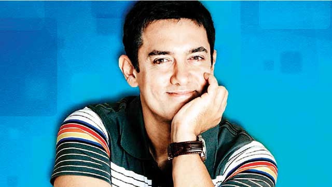 Mother's Day special: Aamir’s day off with his maa