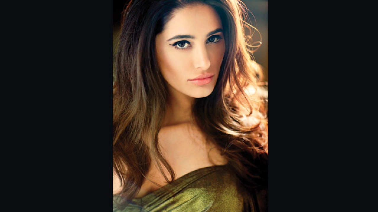 Gone Girl: Nargis Fakhri zooms off to New York after Uday Chopra calls ...
