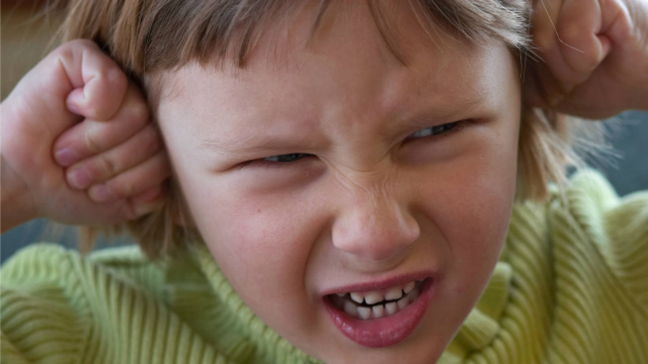 8 signs your child is not shy but depressed