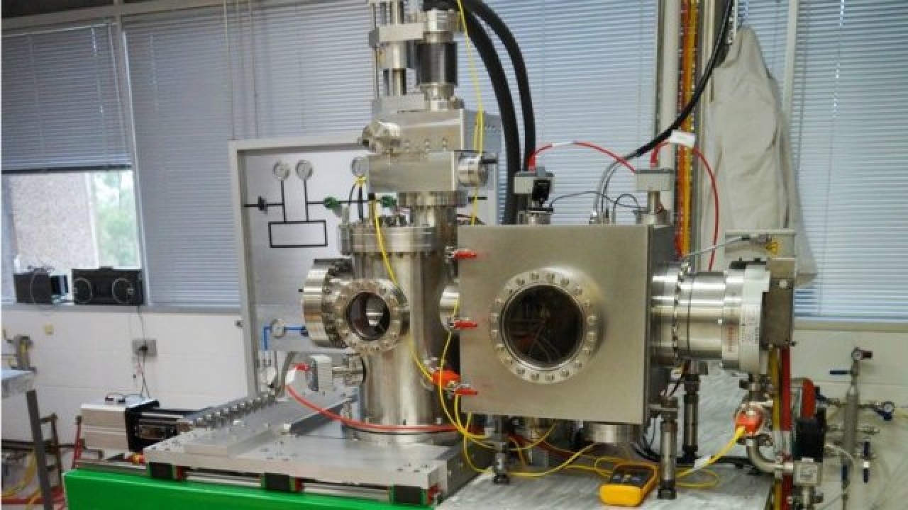 Australian researchers build World-first scanning helium microscope Australian researchers build World-first scanning helium microscope