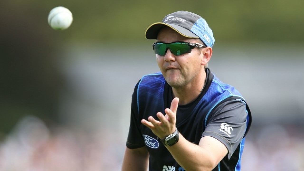 New Zealand Cricket coach Mike Hesson contract extended till 2019 World Cup