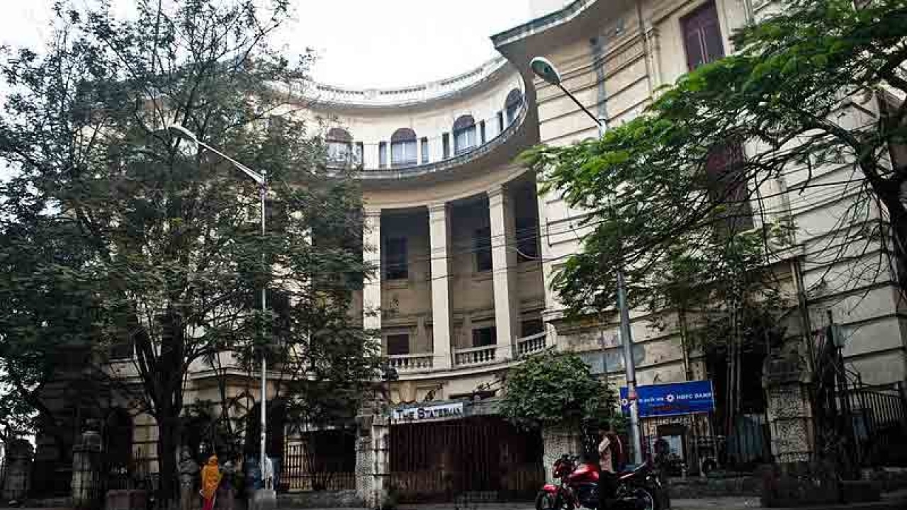 Fire breaks out at Statesman House in Kolkata