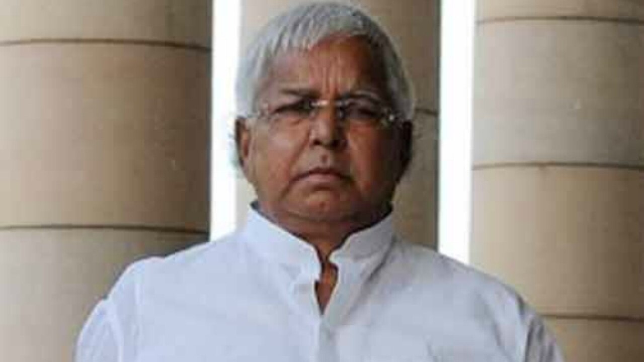 Fodder scam: Lalu Yadav appears before special CBI court in Ranchi