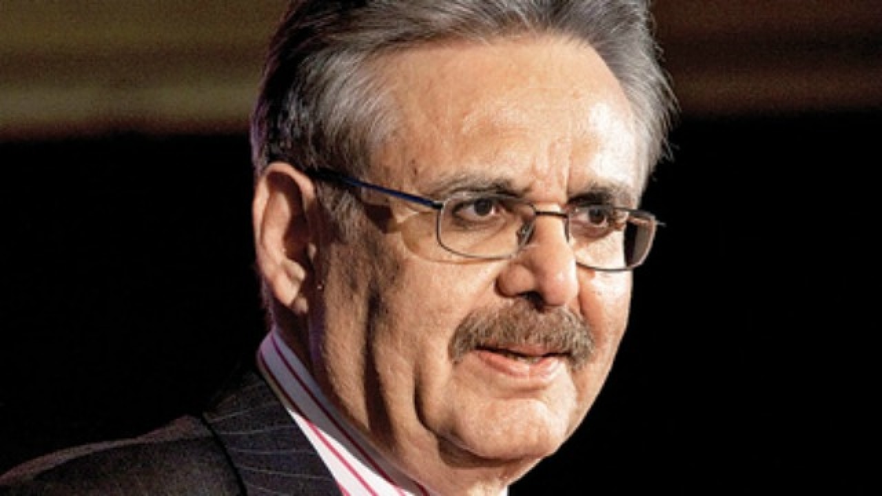 ITC CEO Yogesh Deveshwar to step down next year