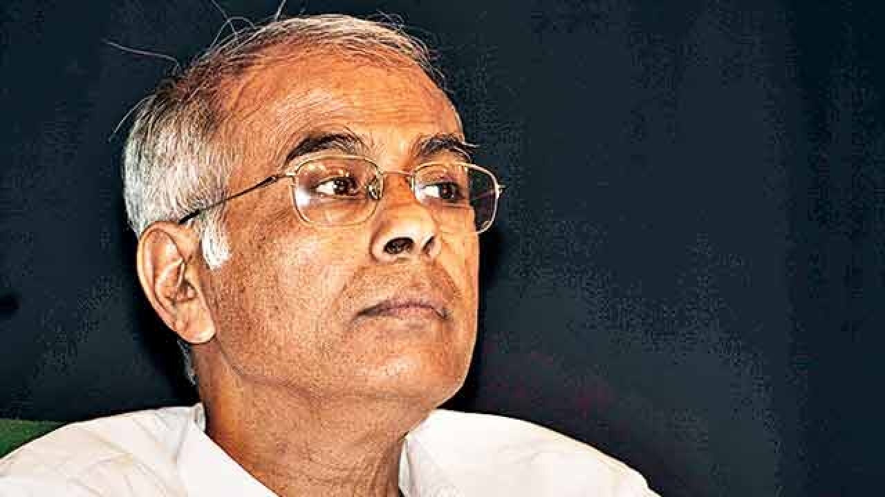Put your heads down, complete Dabholkar murder probe fairly: Bombay ...