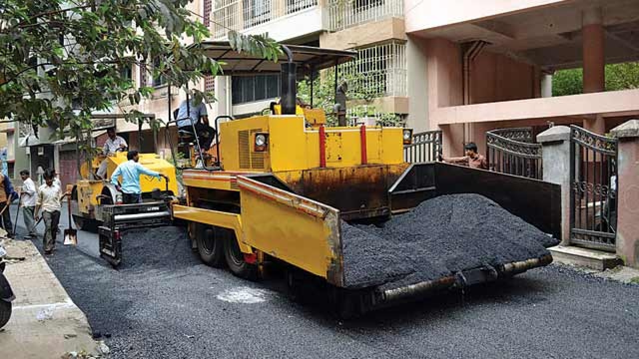 Government set to use waste plastic for making roads