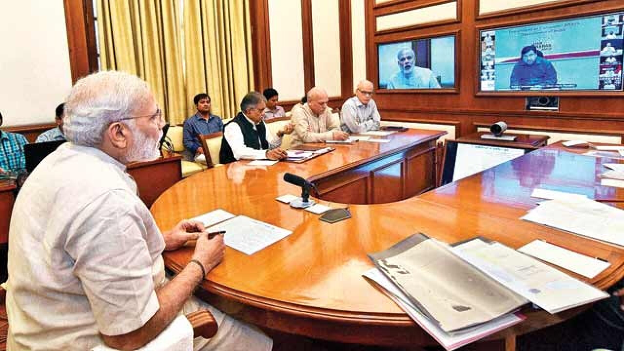 PM Modi sets 10-day deadline for officials on grievance redressal