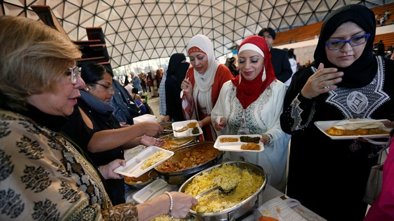 Eid Mubarak Eid Ul Fitr Celebrations Across The World In Pictures