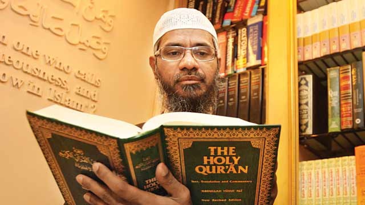 Deoband issued fatwa against Zakir Naik years ago