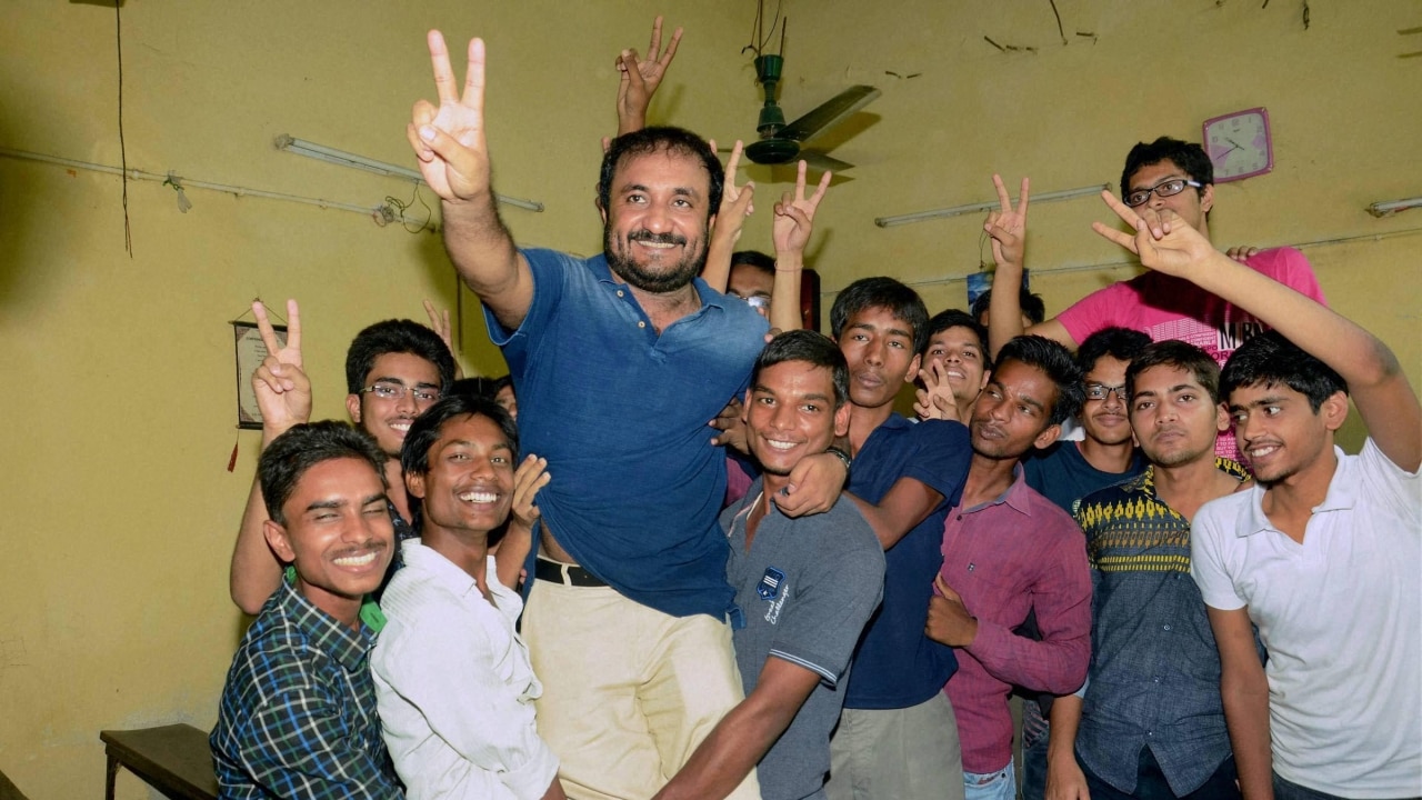 Anand Kumar's Super 30 to include Class 10 students this year