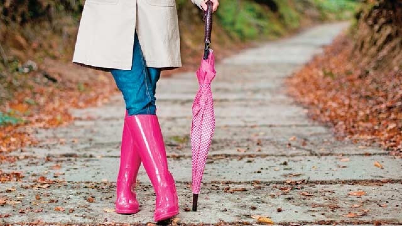 Monsoon style guide: Fashion bloggers tell the 'must-haves' for every ...