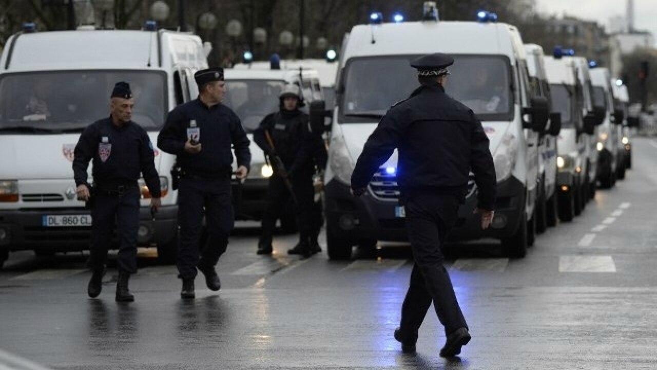 Paris police on alert for Afghan who may be planning attack: Police reports