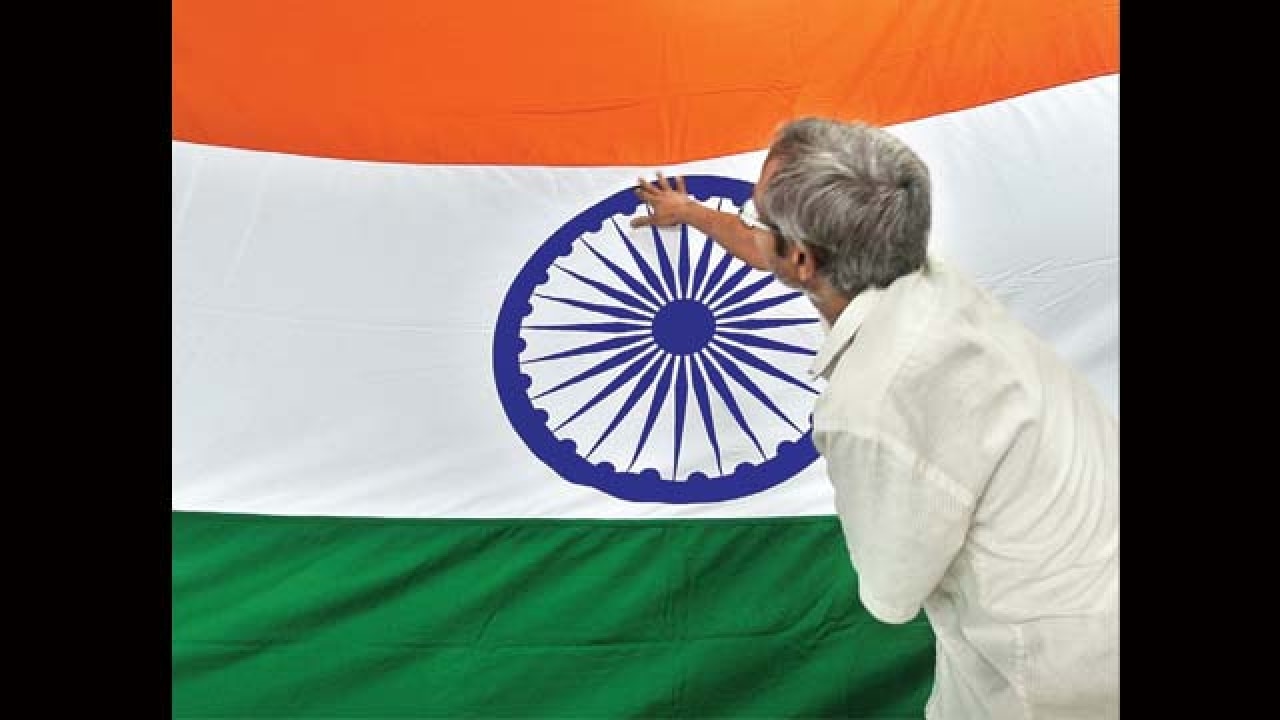 In Pictures | Independence Day 2016: The making of India's National Flag