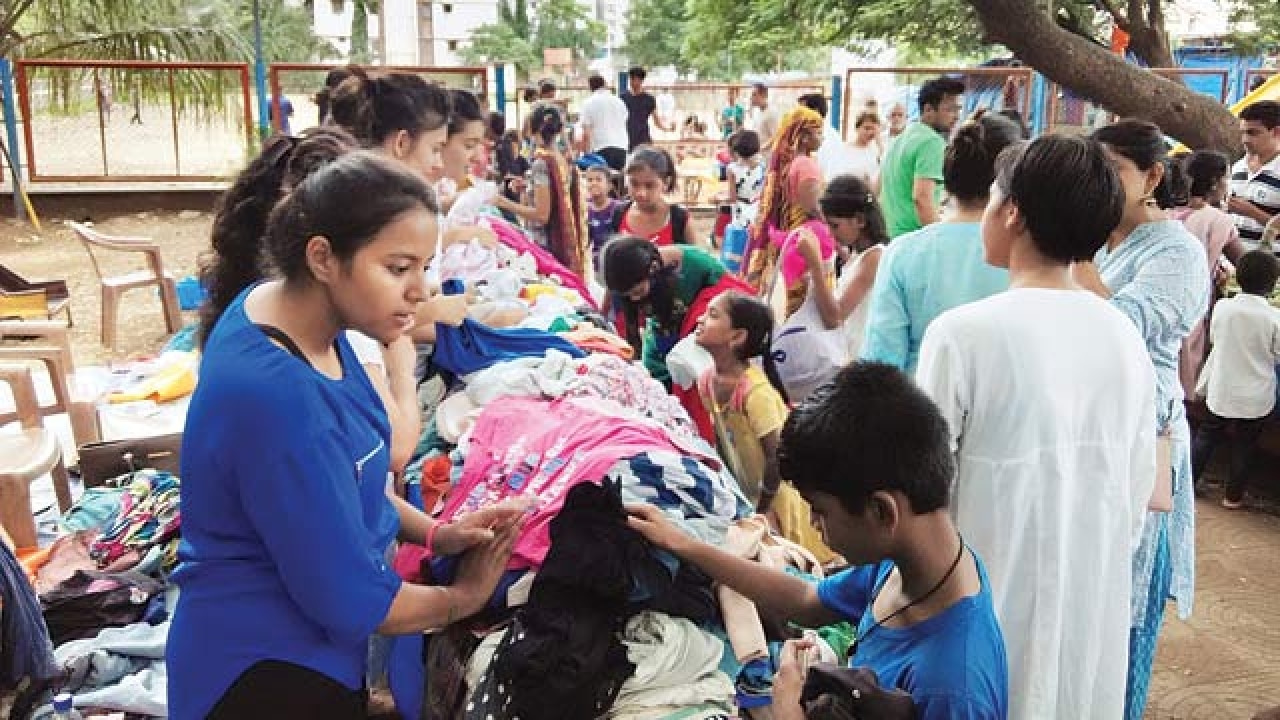 NGO spreads joy of 'buying' for underprivileged kids
