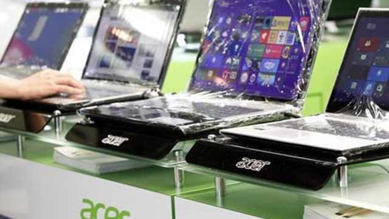 PC shipments dip 2.2% to 2.14 mn units in Q2: IDC PC shipments dip 2.2% to 2.14 mn units in Q2: IDC