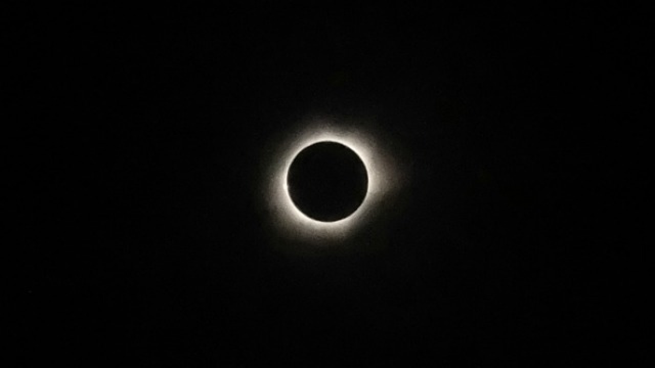 Total solar eclipse glimpsed across Indonesia