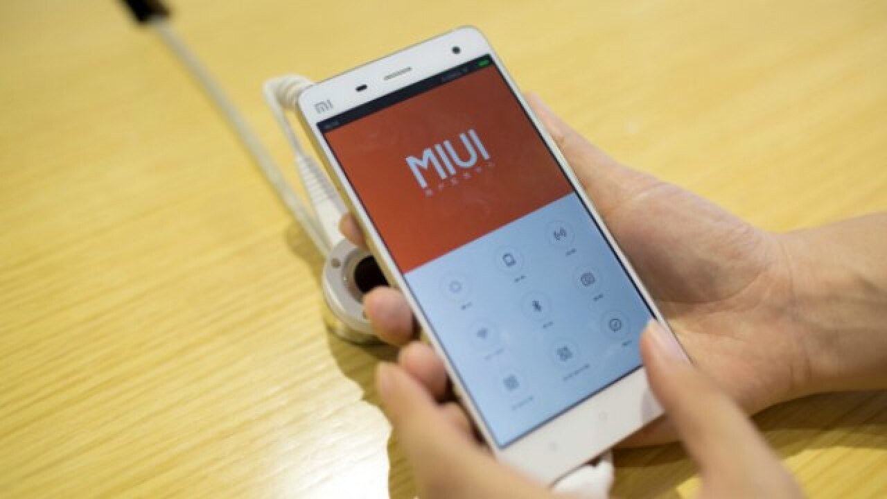 It looks like the 'small' smartphone is finally making a comeback