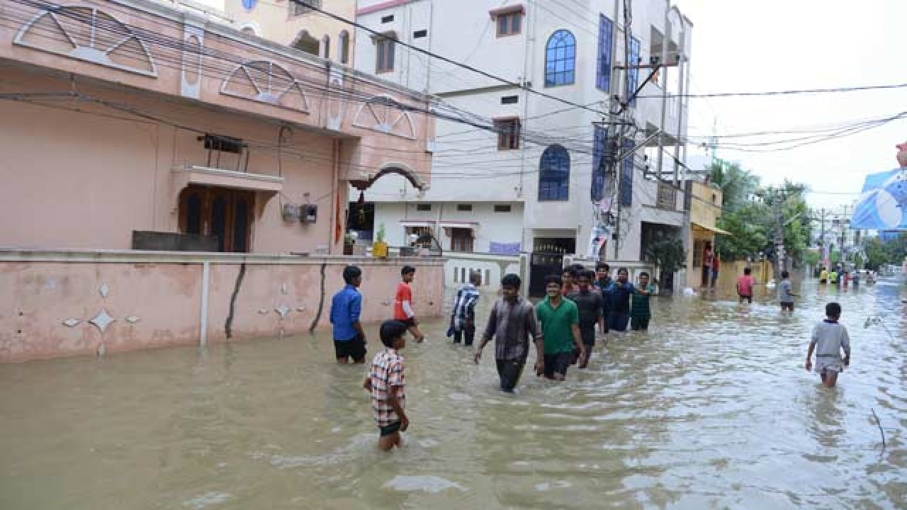 Heavy rains disrupt normal life in Andhra Pradesh, several trains halted