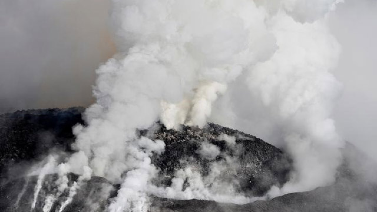 Mexico's Colima volcano erupts, 350 locals evacuated