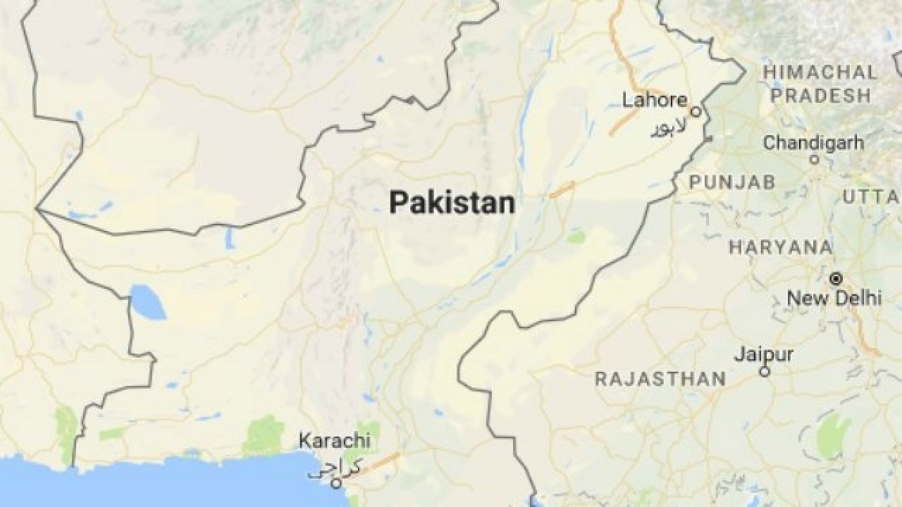 Bus collision in Pakistan kills 22