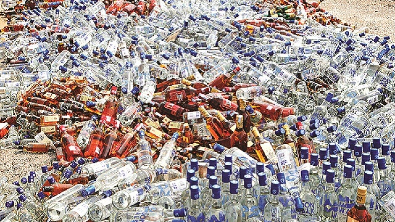 Pakistan: Licenses of all wine shops revoked