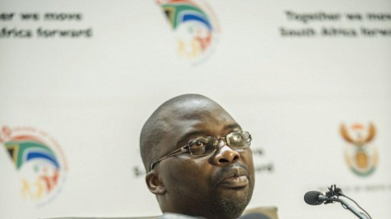 South Africa to quit war crimes court