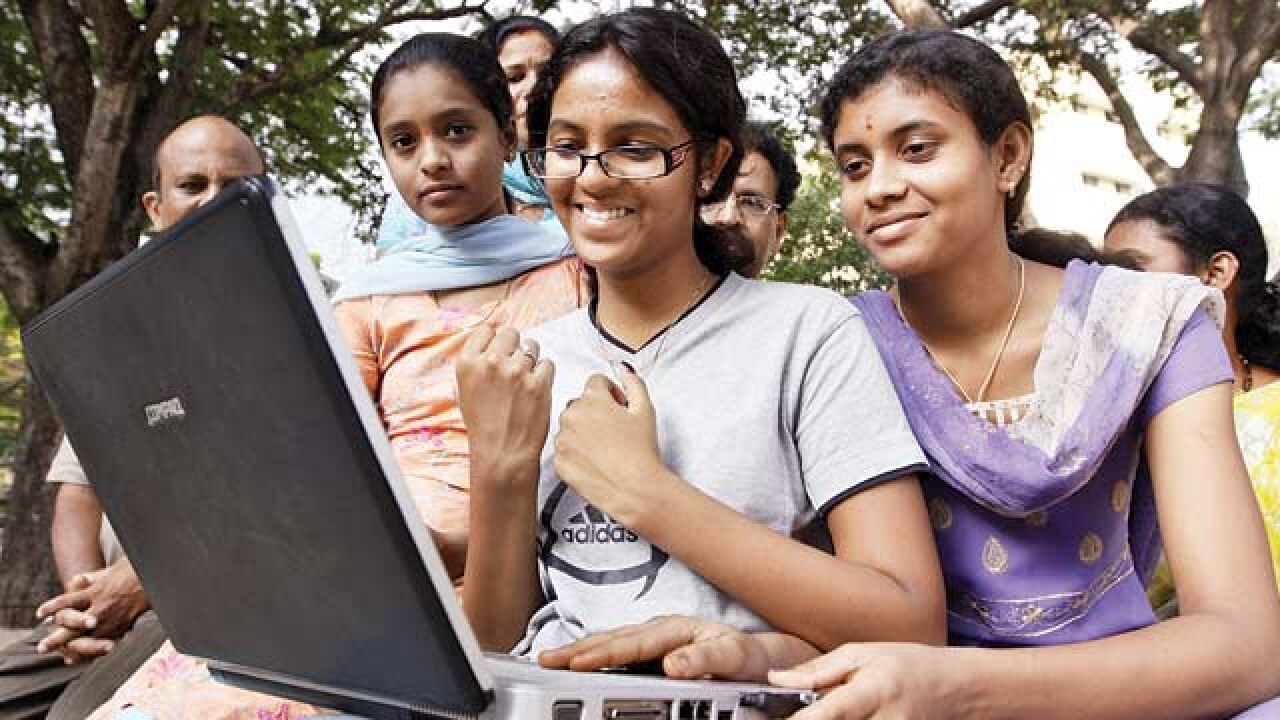 Soon, school students to take 20 % of course online