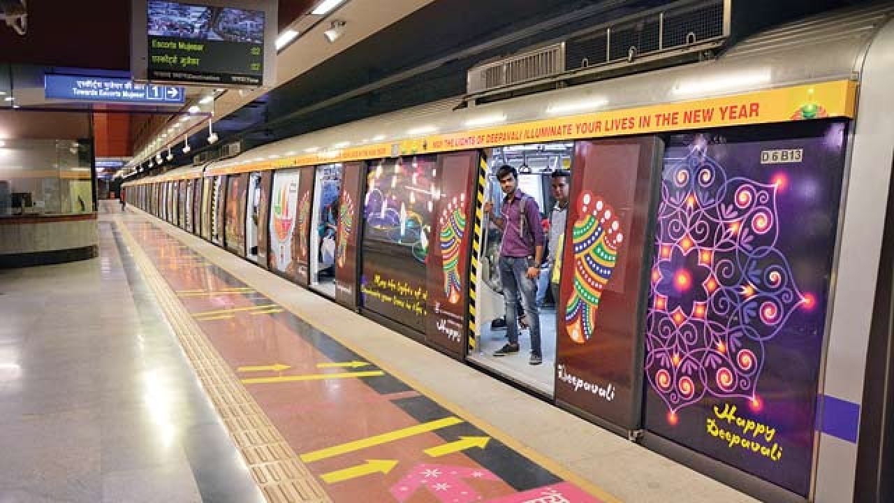 Delhi Metro comes with eco-message