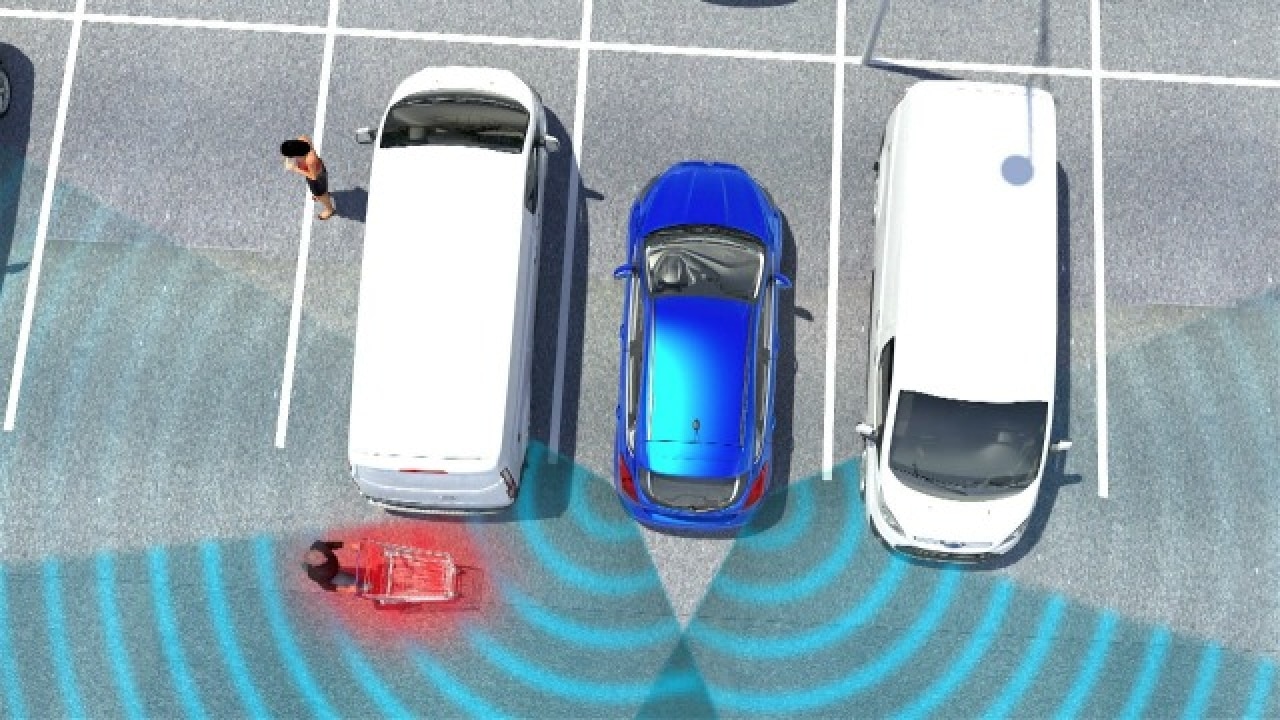 Self-parking cars about to go mainstream with help from Ford