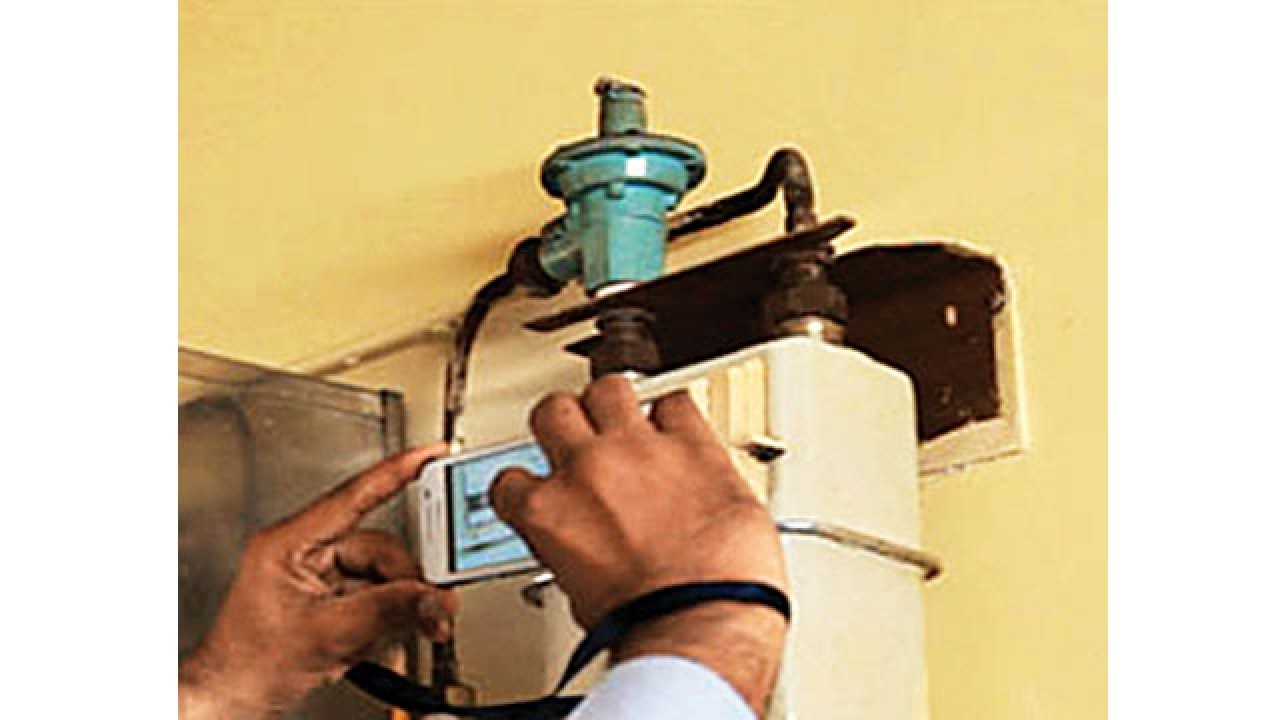 Mahanagar Gas starts replacing old meters