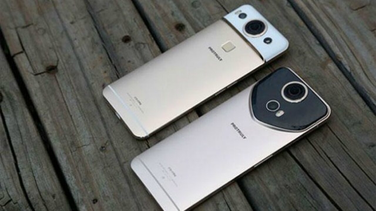 Darling VR smartphone: This pocket-sized device lets you shoot photos ...