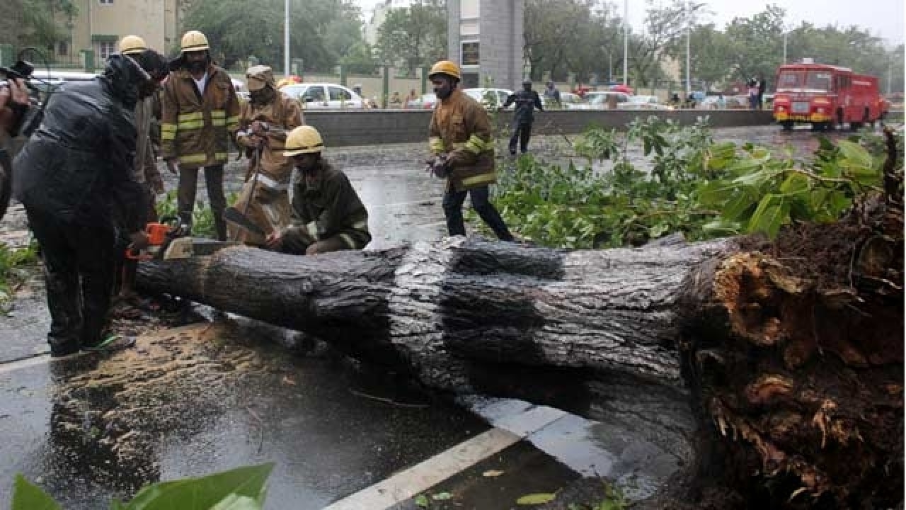 As Cyclone Vardah made landfall, here's the list of cyclones that have ...