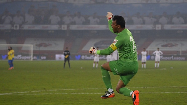 ISL 2016: Kerala Blasters' semifinal hero Sandip Nandy wants trophy for ...