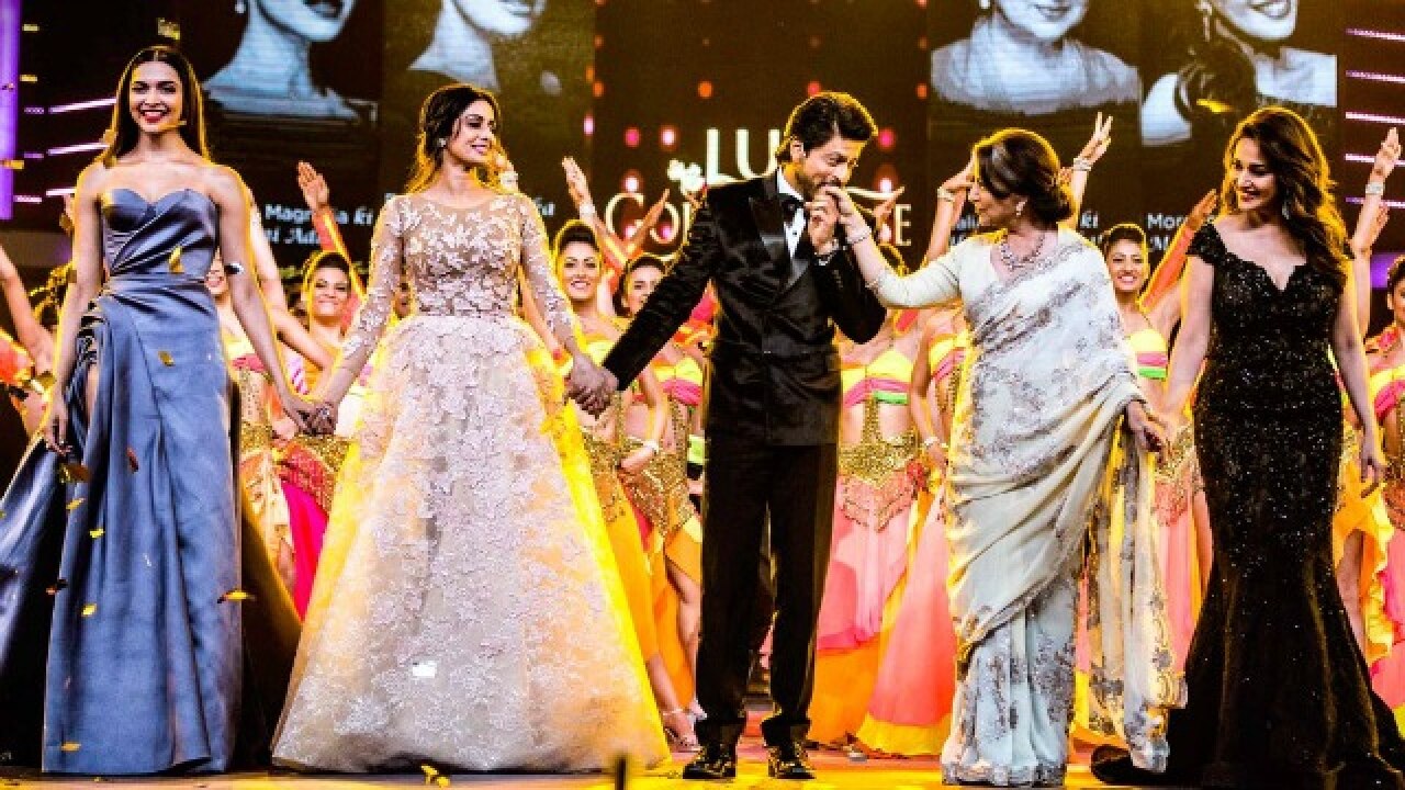 From Shah Rukh Khan to Sharmila Tagore: 8 Highlights of the Zee Golden ...