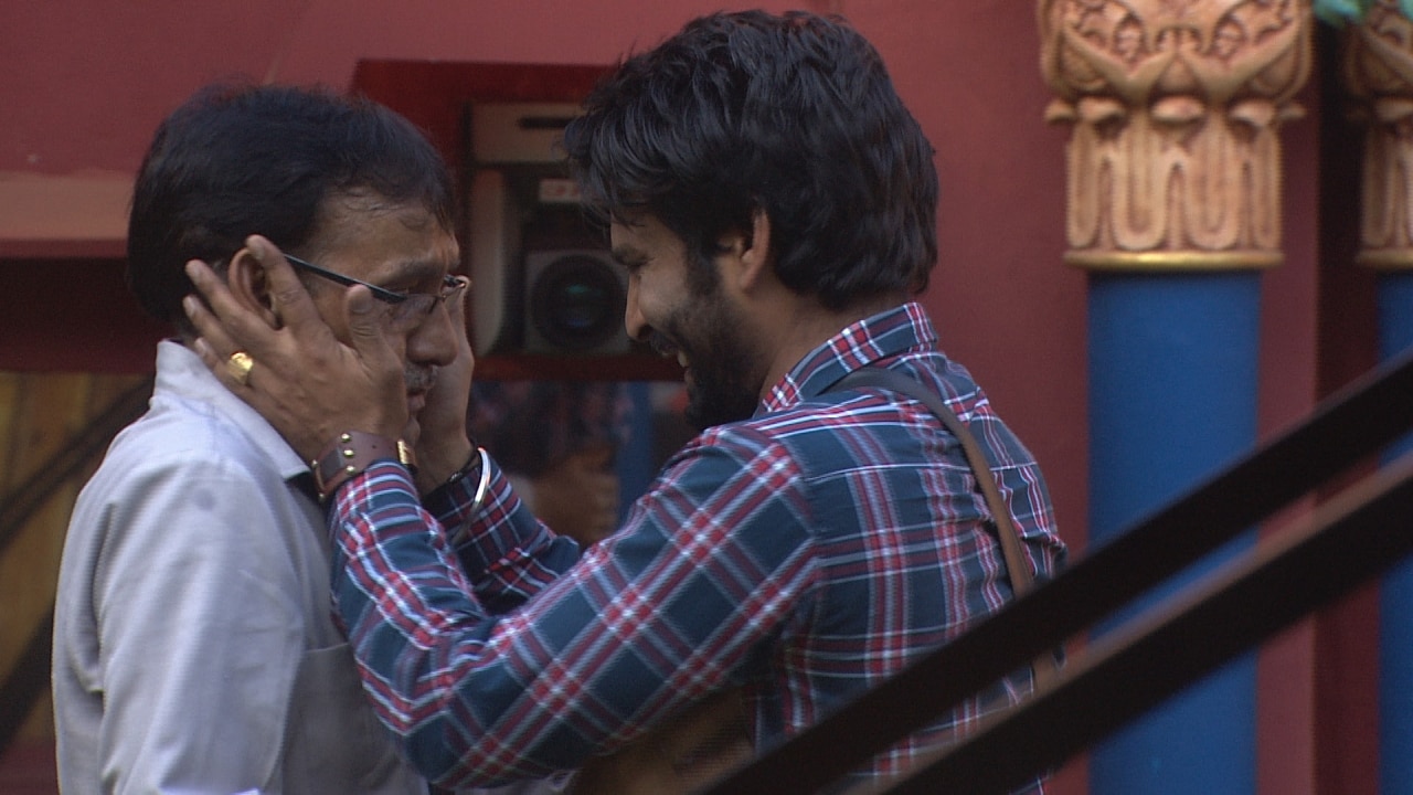 How Bigg Boss 10 helped Manveer Gujjar reunite with his dad!