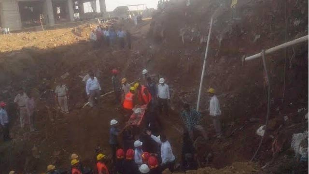 Thane: Landslide at Patlipada claims lives of two workers