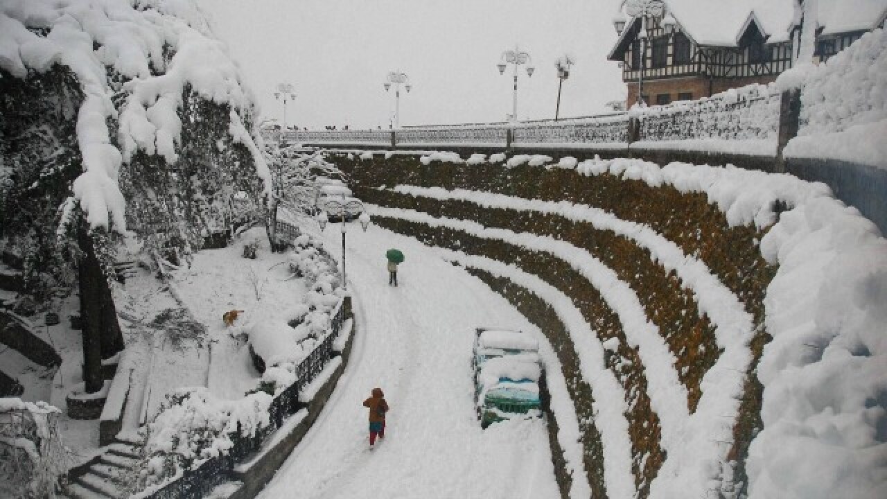 See Pics | North India paints a postcard-perfect picture after snowfall