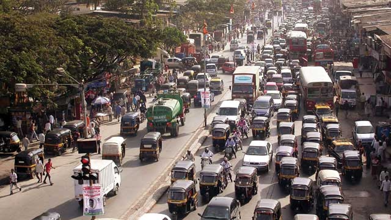 Major traffic jams in Vakola, Kalina remain a key issue