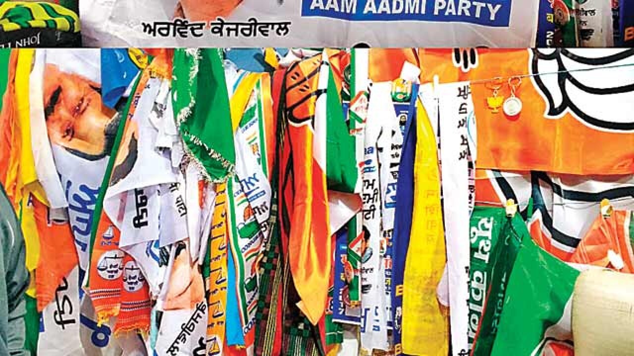 Sadar shops selling poll goodies draw a blank this year