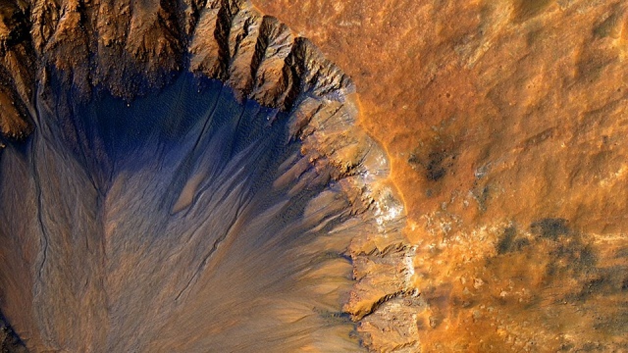 UNVEILED: Volcanic activity on Mars happened over two billion years ago