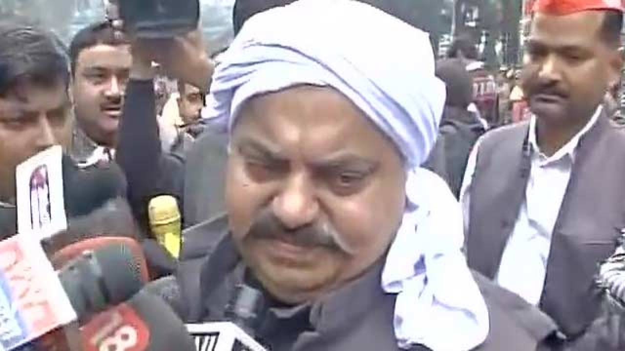 EC directs CEO UP to issue notices to BSP's Ateeq Ahmad, SP's Atul Garg to take immediate legal ...