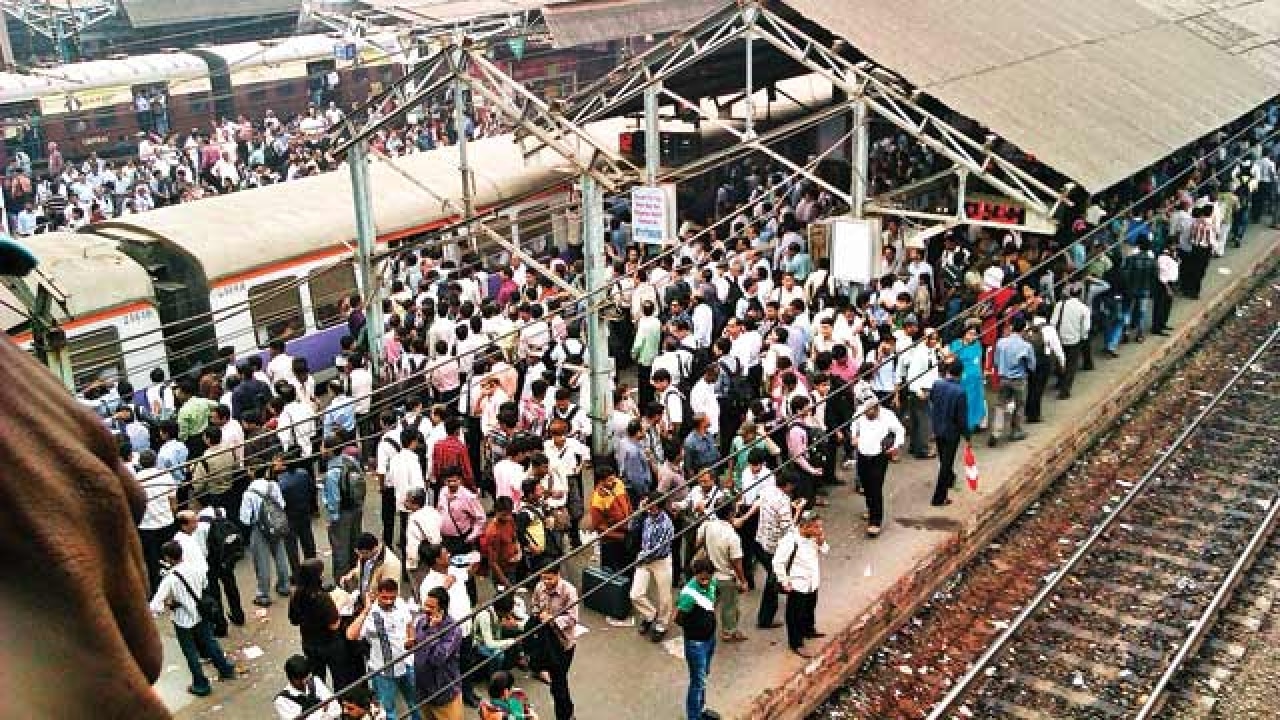 Central Railway makes first move to redevelop Kurla, Thane stations