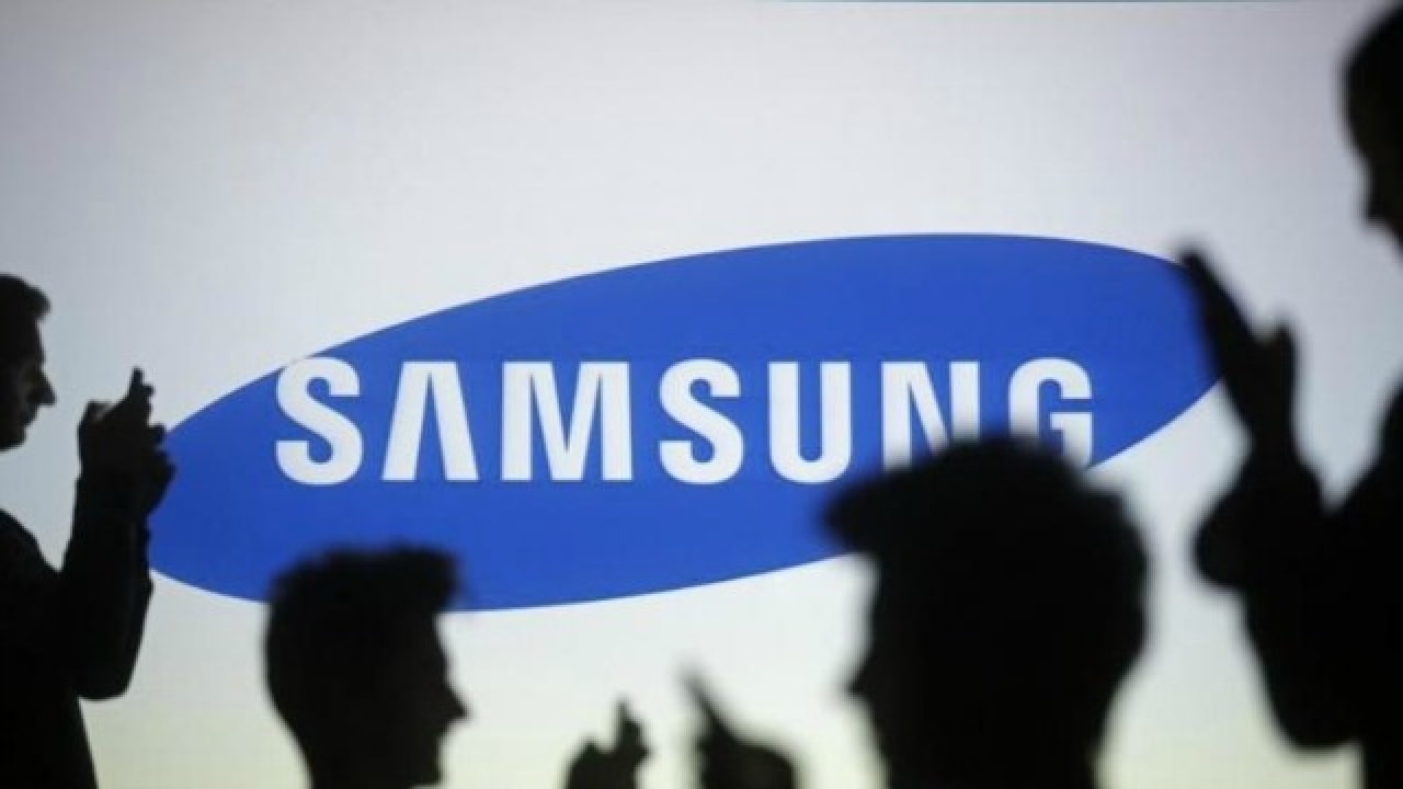 Samsung dismantles corporate strategy office as chief faces bribery charges