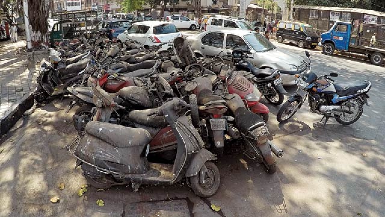 Seized 2-wheelers make Mahim locals’ hackles rise