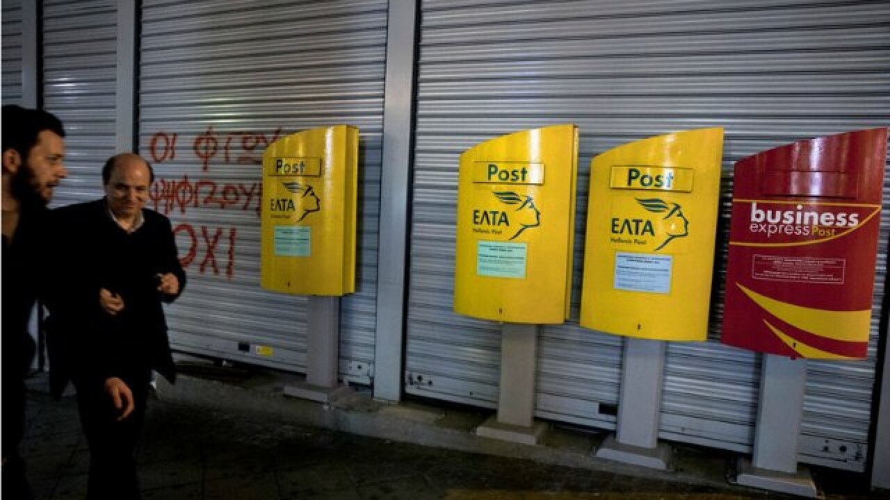 Greek police intercept eight suspect packages following parcel bombs to ...