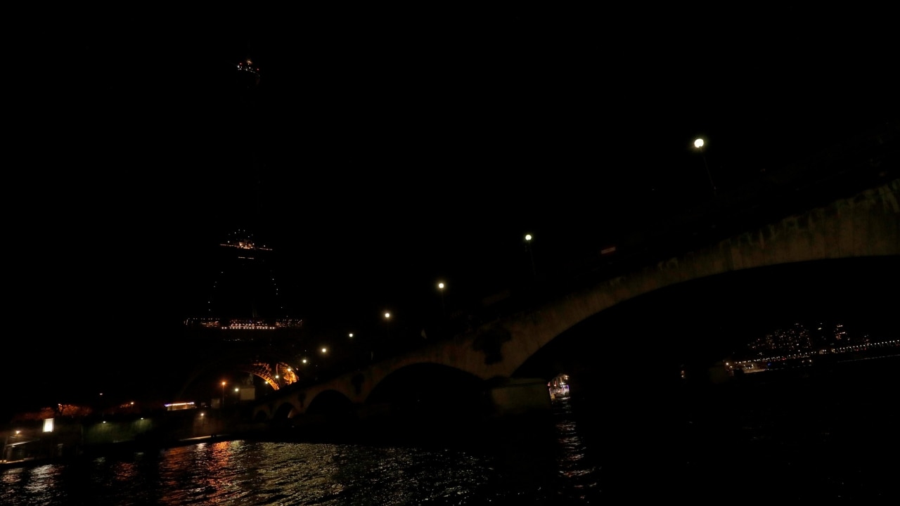 Earth Hour 2017: Cities around the world plunge into darkness to raise ...