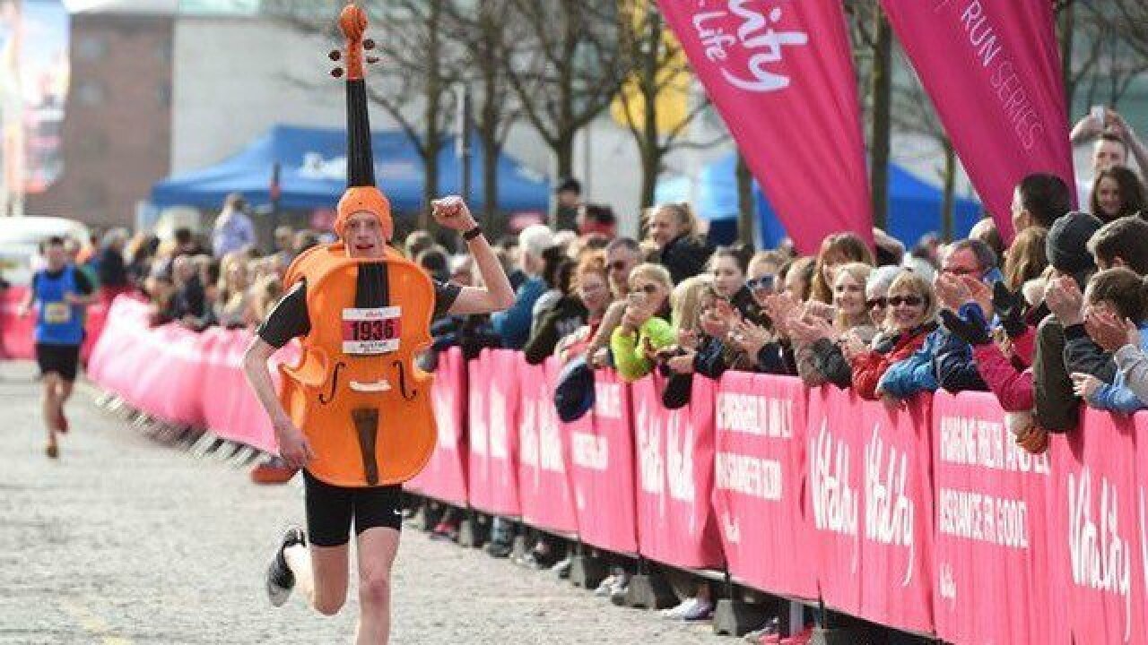 Briton dressed as viola smashes Indian's Guinness World Record