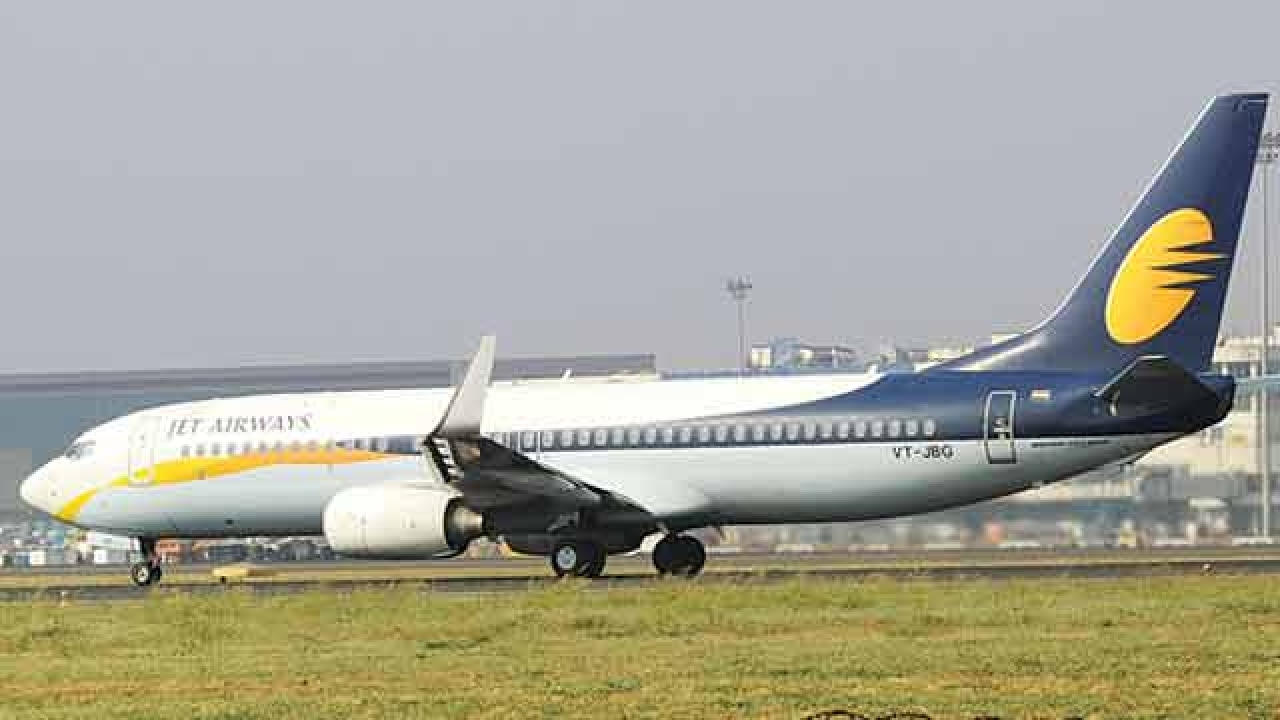 Jet Airways to review pilots' pay hike freeze after Q1 results