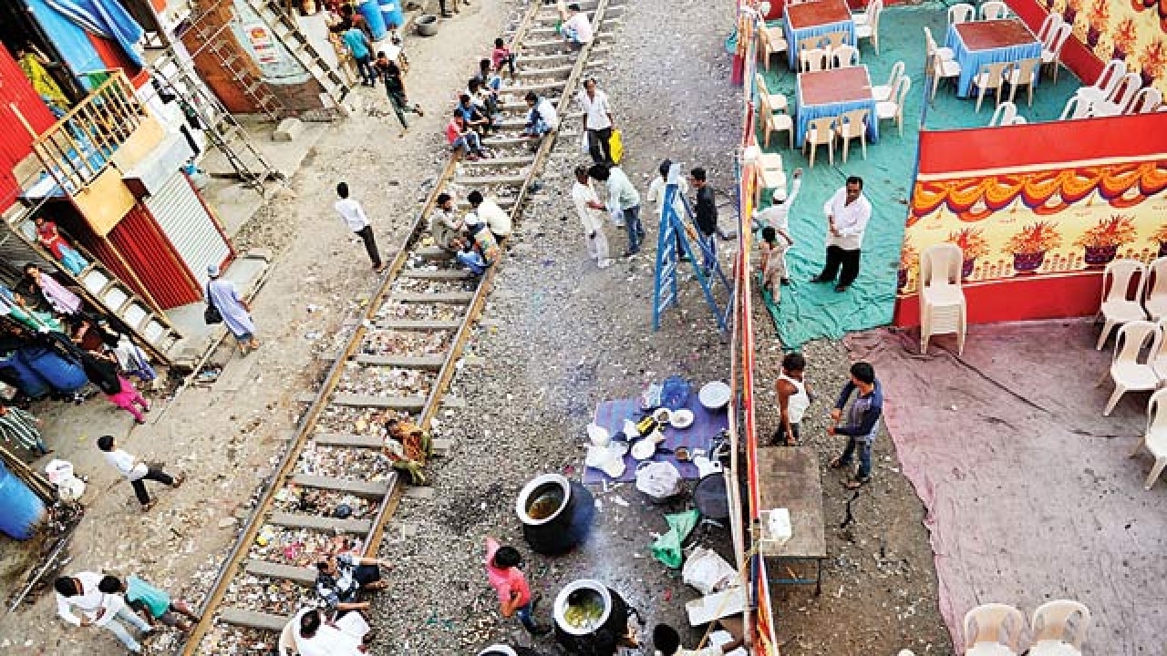 WR to revamp Bandra station into a landmark heritage